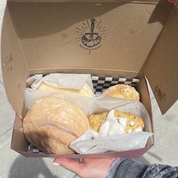 BLACK MAGIC BAKEHOUSE - Updated October 2024 - 70 Photos & 34 Reviews ...