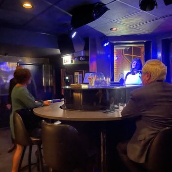 REDHEAD PIANO BAR - 246 Photos & 720 Reviews - 16 W Ontario St, Chicago ...