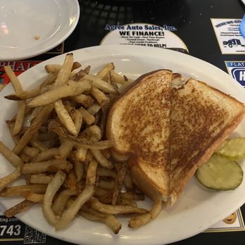 SUNRISE INN - Updated September 2025 - 191 Photos & 215 Reviews - 510 E ...