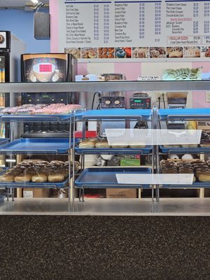 AM DONUTS AND CROISSANTS - Updated October 2025 - 70 Photos & 43 ...