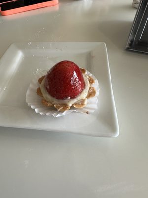 VIA VENETO BAKERY & ITALIAN DELI - Updated January 2025 - 135 Photos ...