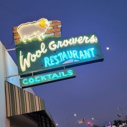WOOL GROWERS RESTAURANT - Updated January 2026 - 527 Photos & 582 ...