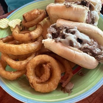 THE APPLE HOUSE - Updated June 2024 - 605 Photos & 551 Reviews - 4675 ...