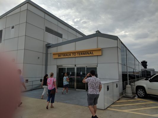 BWI THURGOOD MARSHALL AIRPORT OBSERVATION DECK - 38 Photos - Baltimore ...