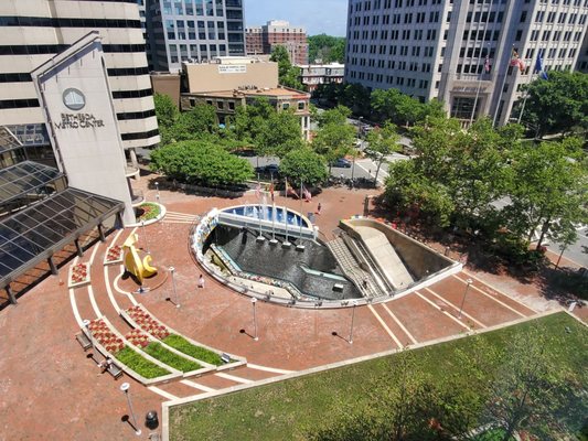 BETHESDA METRO STATION - 85 Photos & 24 Reviews - Train Stations - 7450 ...