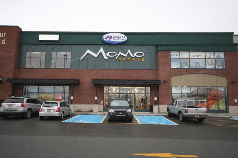 MOMO SPORTS - 234 Rue Saint-Jude N, Granby, Quebec, Canada - Sporting ...