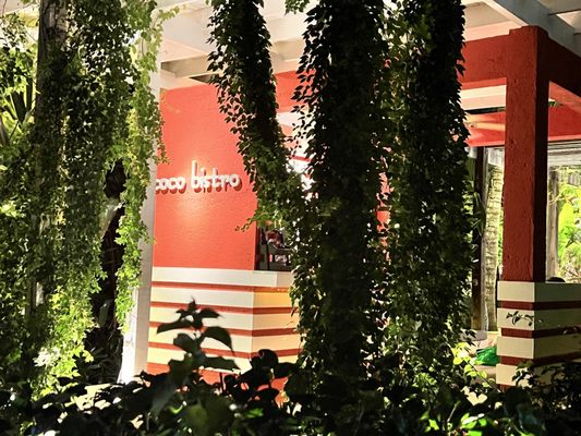 COCO BISTRO RESTAURANT - Updated October 2025 - 433 Photos & 227 ...