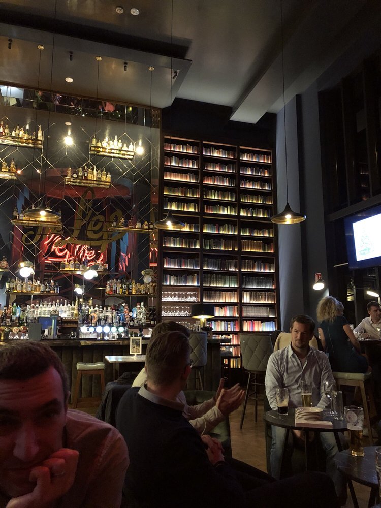 THE LEOPARDSTOWN INN - 34 Photos & 29 Reviews - Lounges - Brewery Road ...