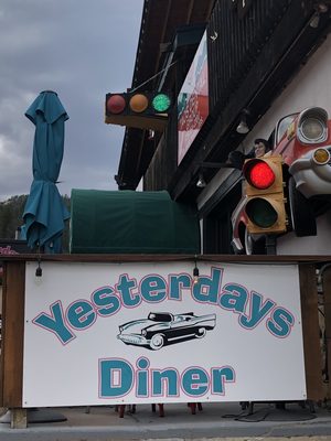 THE YESTERDAY’S DINER - Updated June 2024 - 96 Photos & 138 Reviews ...