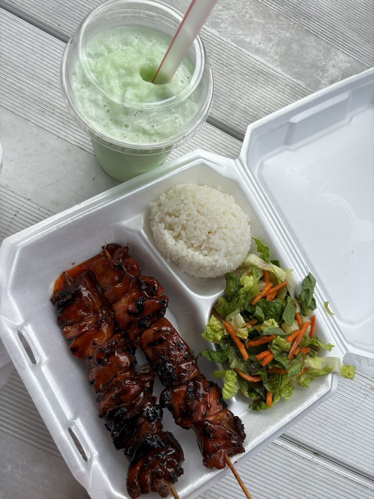 DAKINE GRINDZ FOOD TRUCK - Updated January 2026 - 14 Reviews - 2465 N ...