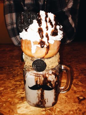 REGRUB BURGER BAR - 204 Photos & 147 Reviews - Salad - 625 11th Avenue ...