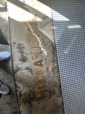 MECCANISMO - Updated June 2025 - 76 Photos & 45 Reviews - Piazza ...