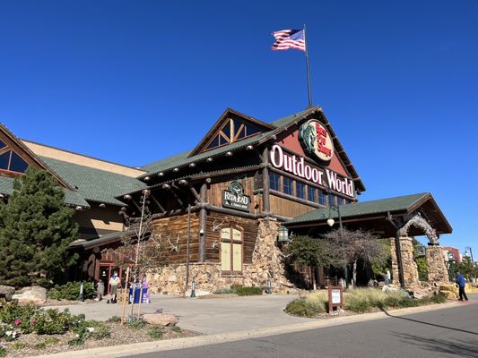 BASS PRO SHOPS - Updated August 2025 - 335 Photos & 222 Reviews - 7970 ...