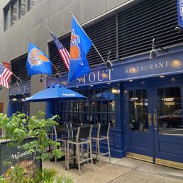 STOUT NYC - Updated April 2025 - 180 Photos & 292 Reviews - 60 East ...