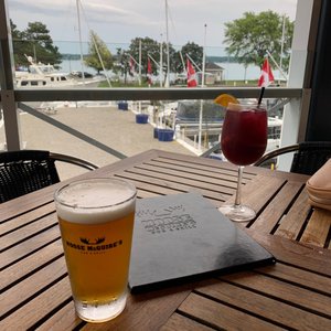 FAT LES ON KING - Updated November 2025 - 14 Photos - 59 King Street W ...