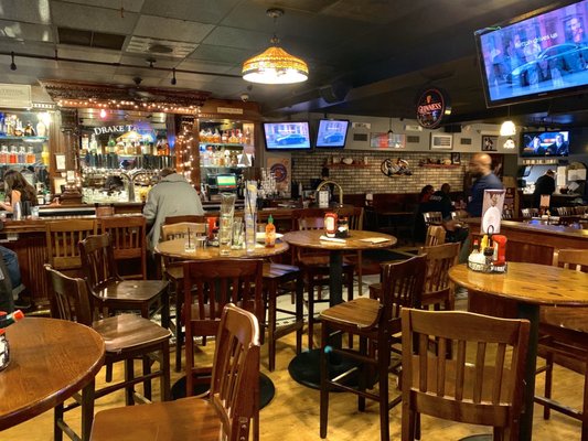 THE DRAKE TAVERN - 225 Photos & 331 Reviews - Irish - 304 York Rd ...