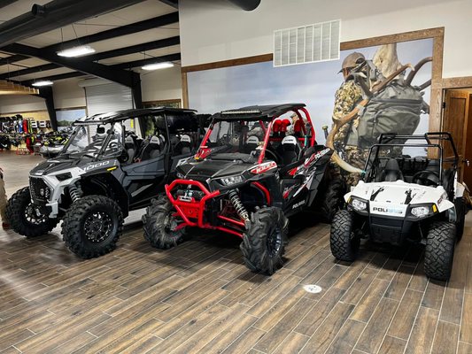 MOTOHOUSE - Updated January 2026 - 11 Photos & 10 Reviews - 426 ...