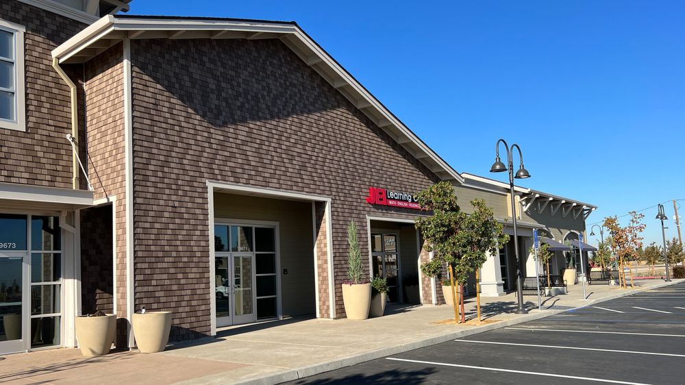 THE MARKET MOUNTAIN HOUSE - Updated July 2024 - 19555 Mountain House ...