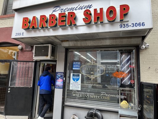 PREMIUM BARBER SHOP - Updated September 2024 - 329 Photos & 431 Reviews ...