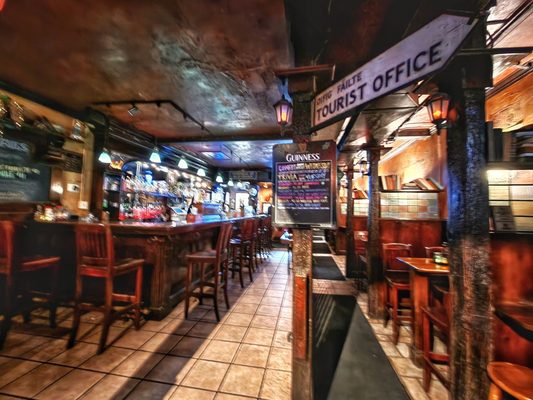 JAMES JOYCE IRISH PUB - Updated January 2026 - 92 Photos & 142 Reviews ...