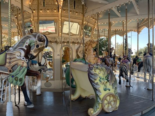 GREAT PARK CAROUSEL - Updated December 2025 - 42 Photos & 18 Reviews ...