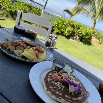 CASTAWAY CAFE with photos - Updated August 2024 - 938 Photos & 1122 ...