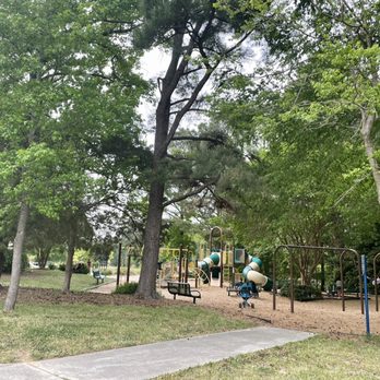 DAVIS DRIVE PARK - Updated December 2025 - 16 Photos - 1610 Davis Dr ...