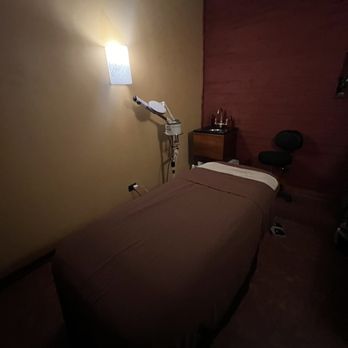 ALLYU - Updated October 2025 - 145 Photos & 588 Reviews - 600 W Chicago ...