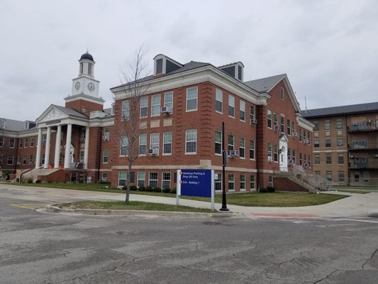 EDWARD HINES JR VA HOSPITAL - Updated April 2025 - 192 Photos & 52 ...