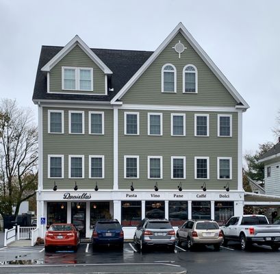 DANIELLA’S CAFE AND MARKET - 163 Photos & 300 Reviews - 78 Holten St ...