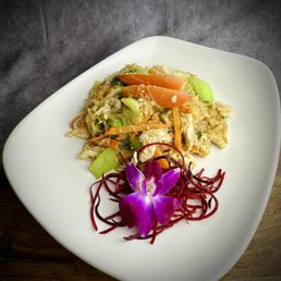 KIN THAI & SUSHI - Updated March 2025 - 402 Photos & 195 Reviews ...