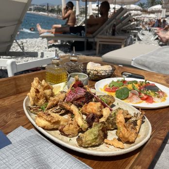 CASTEL PLAGE - Updated August 2025 - 99 Photos & 48 Reviews - 8 Quai ...