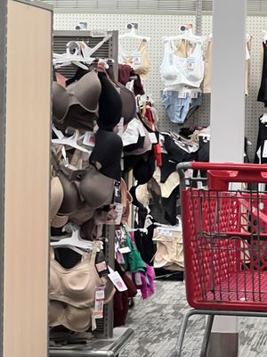 TARGET - Updated January 2026 - 82 Photos & 64 Reviews - 3200 Holcomb ...