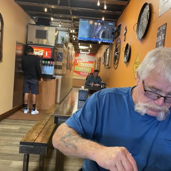 TU TACO - Updated June 2024 - 111 Photos & 91 Reviews - 1343 N Kings ...