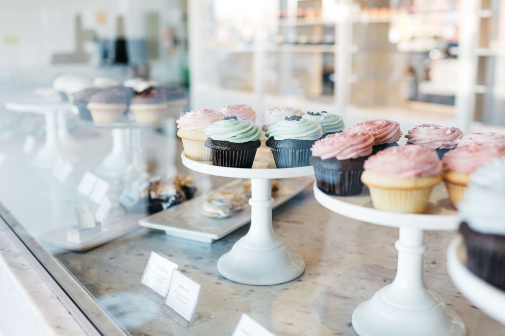 CRAVE CUPCAKES - Updated December 2025 - 86 Photos & 67 Reviews - 7929 ...