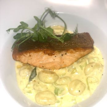 HOWIES - Updated September 2025 - 346 Photos & 209 Reviews - 10-14 ...