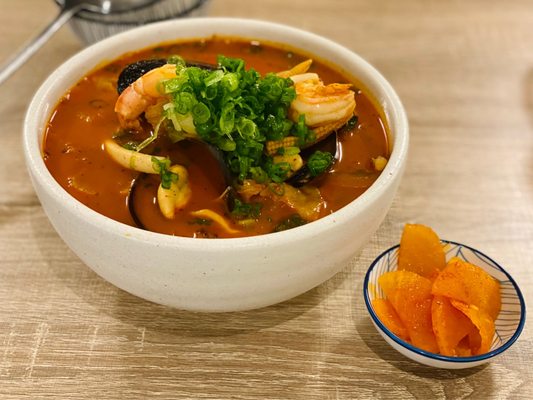 ZOOMAK KOREAN TAVERN - Updated November 2024 - 155 Photos & 45 Reviews ...