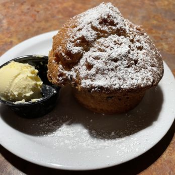 HUCKLEBERRY’S BREAKFAST AND LUNCH - Updated September 2024 - 903 Photos ...