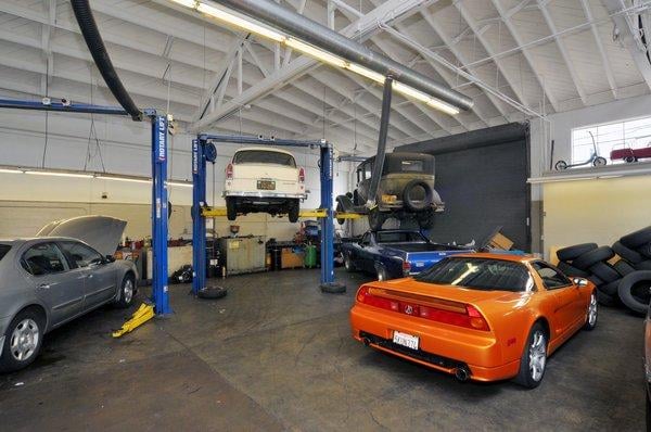 B & W SERVICE CENTER - Updated December 2025 - 77 Photos & 212 Reviews ...