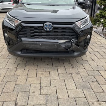 B & M AUTO COLLISION CENTER - Updated December 2025 - 34 Photos & 85 ...