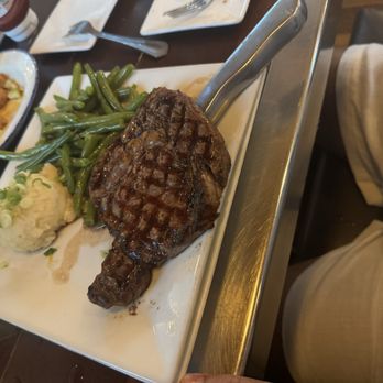 FLYING FISH PUBLIC MARKET & GRILL - Updated November 2024 - 1750 Photos ...