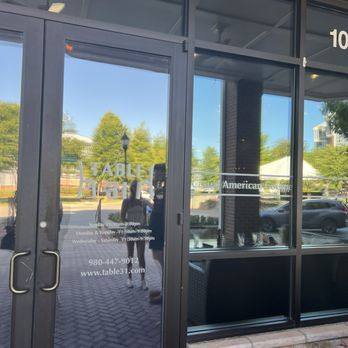 TABLE 31 - Updated December 2025 - 250 Photos & 233 Reviews - 130 ...