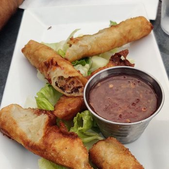 TIN LILLY - Updated April 2025 - 118 Photos & 282 Reviews - 229 E ...