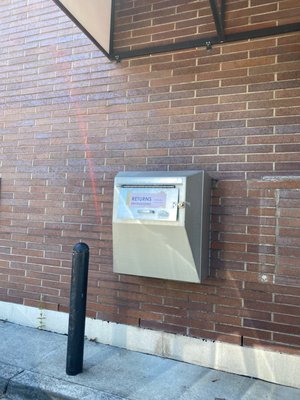 BEAVERTON CITY LIBRARY - Updated June 2025 - 99 Photos & 63 Reviews ...