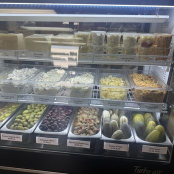 CAPRI DELI - Updated May 2025 - 875 Photos & 1127 Reviews - 713 E San ...