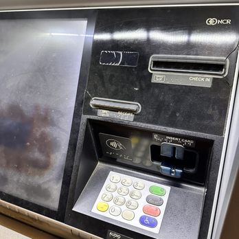 CHASE BANK - Updated December 2024 - 26 Reviews - 17585-A Harvard Ave ...