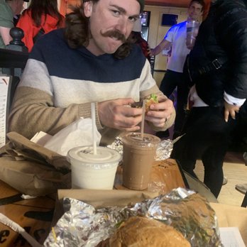 BURGER QUEEN - 93 Photos & 122 Reviews - 518 Water St, Ketchikan ...