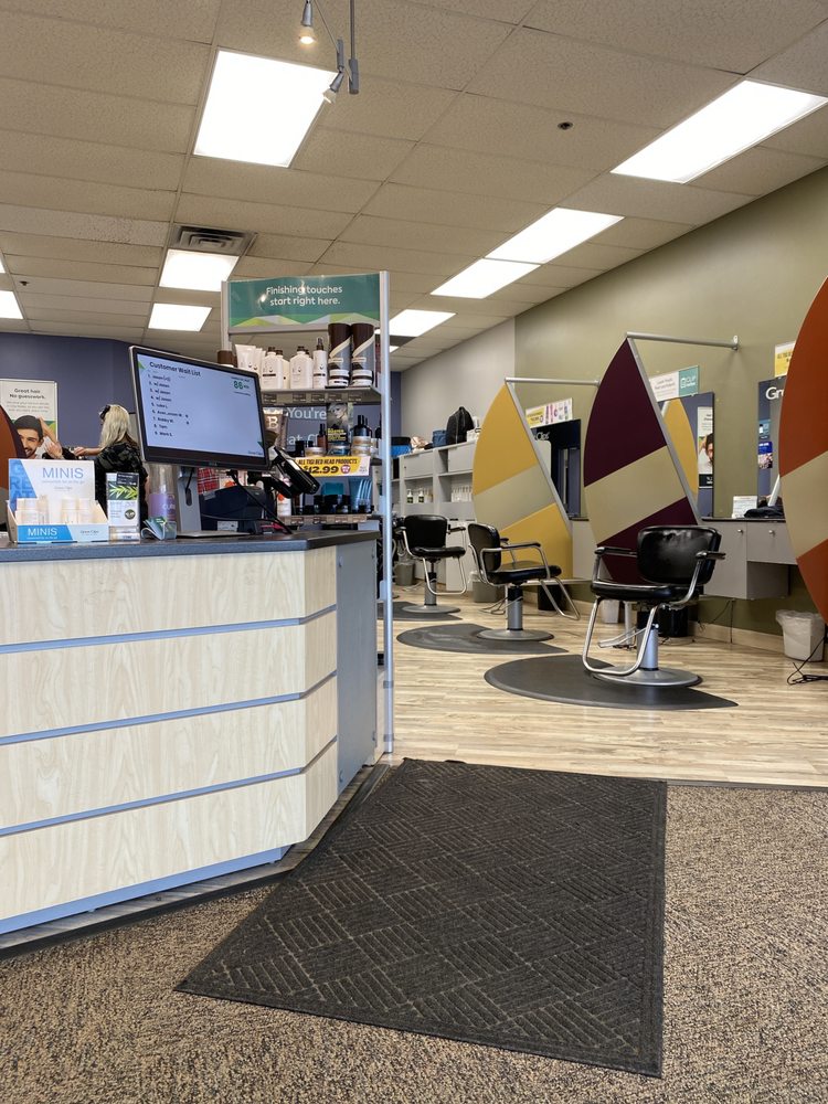 GREAT CLIPS - Updated May 2026 - 17 Reviews - 2401 Fairview Ave N ...