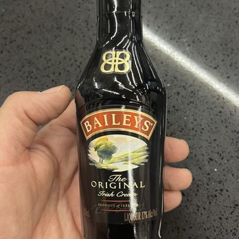 DIVINE MARKET - Updated December 2024 - 52 Photos & 24 Reviews - 20508 ...