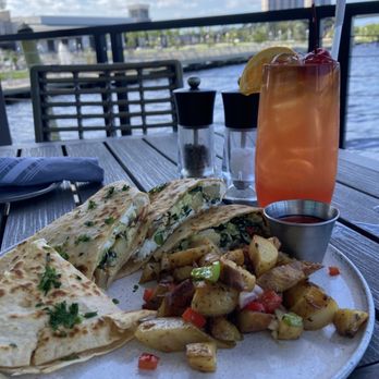 OXBOW BAR & GRILL - Updated December 2024 - 360 Photos & 362 Reviews ...